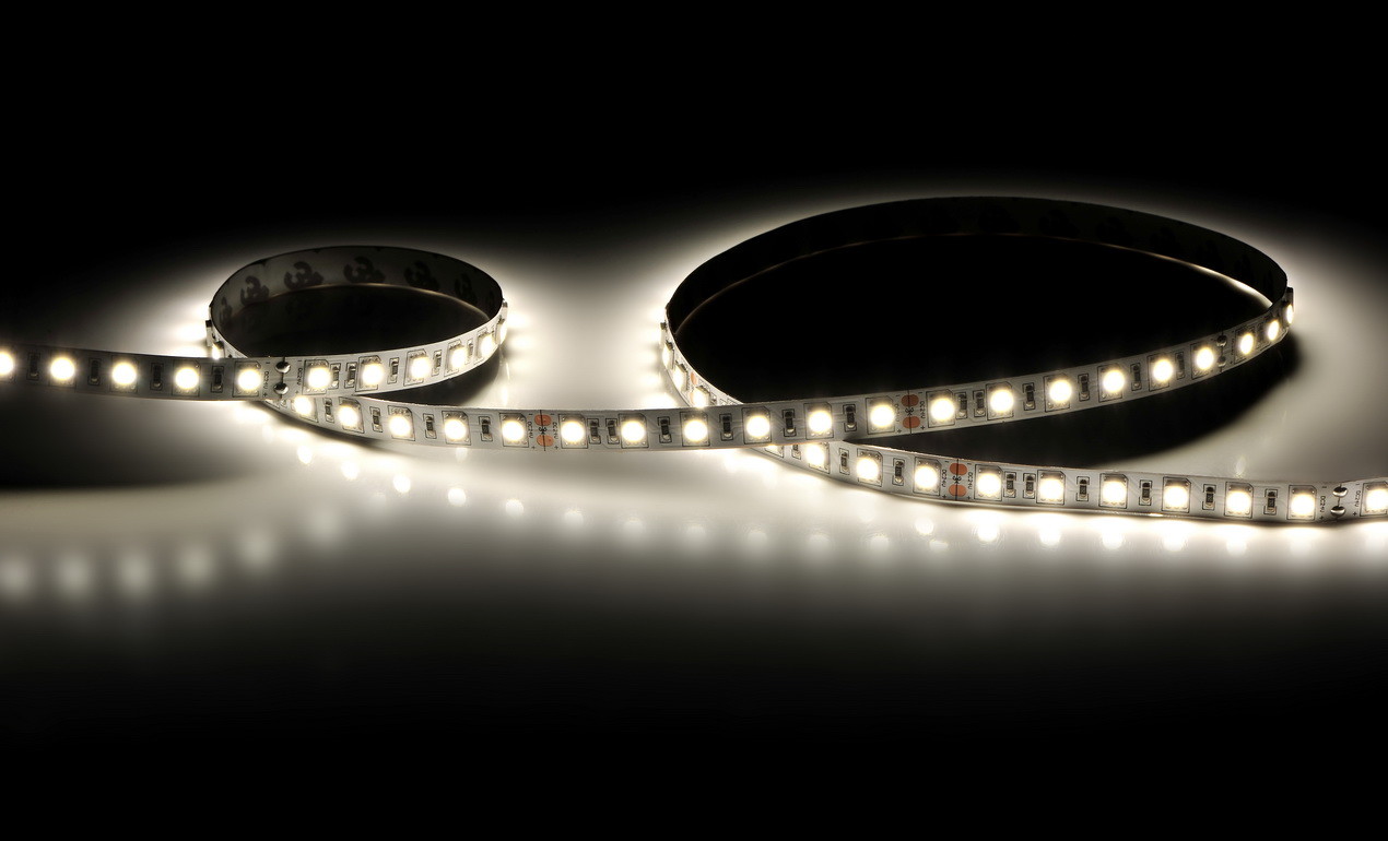 5050 72led/m 15.6w/m Ultra Bright Dimmable LED Strip SMD 12 Volt ...