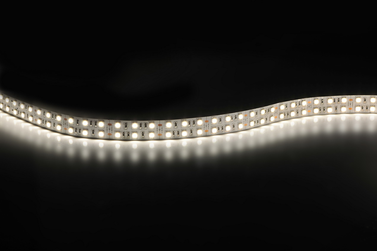 5050 120 LEDs/m 600LEDs/roll 28.8w/m High Brightness LED Strip 24 Volt ...